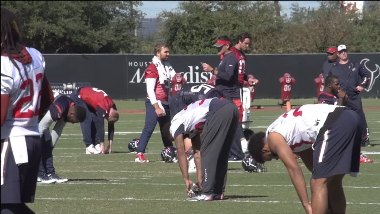 First Look: Texans back at action