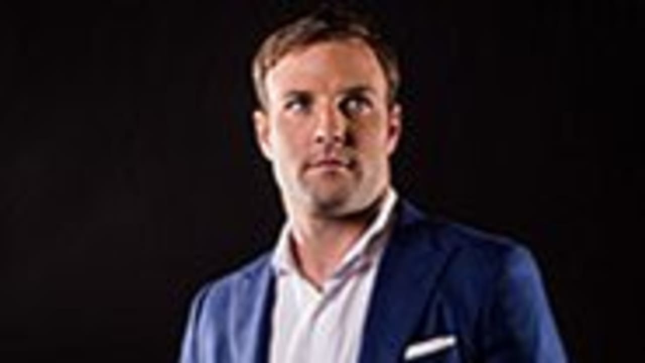Wes Welker has variety of roles as assistant coach