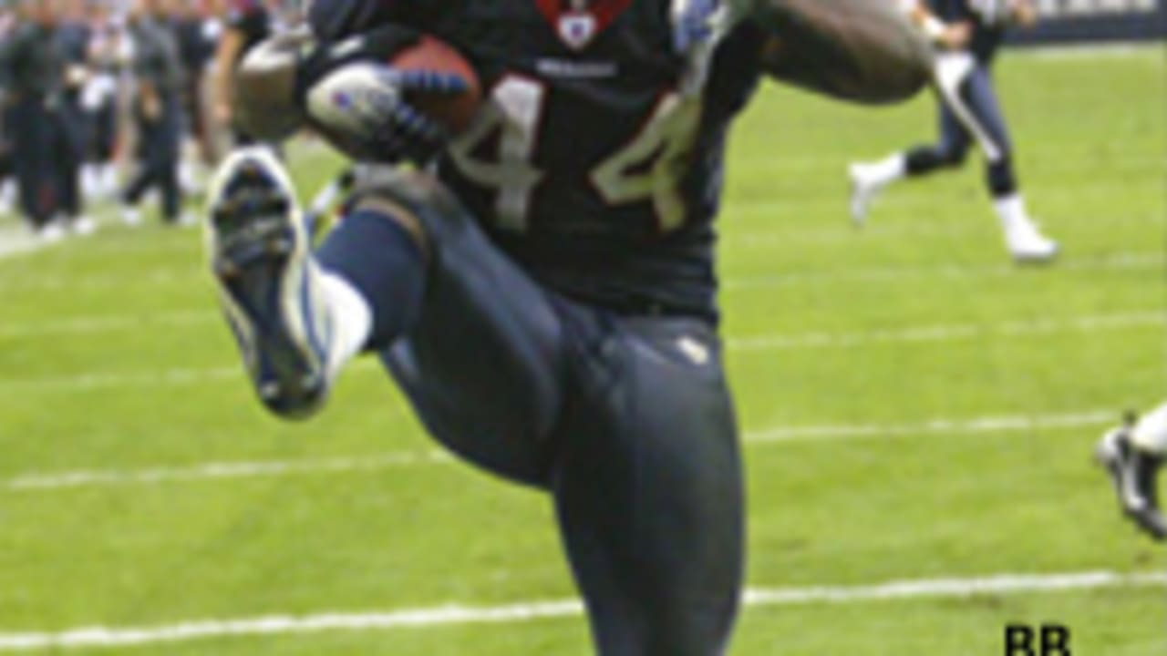 Leach does the grunt work