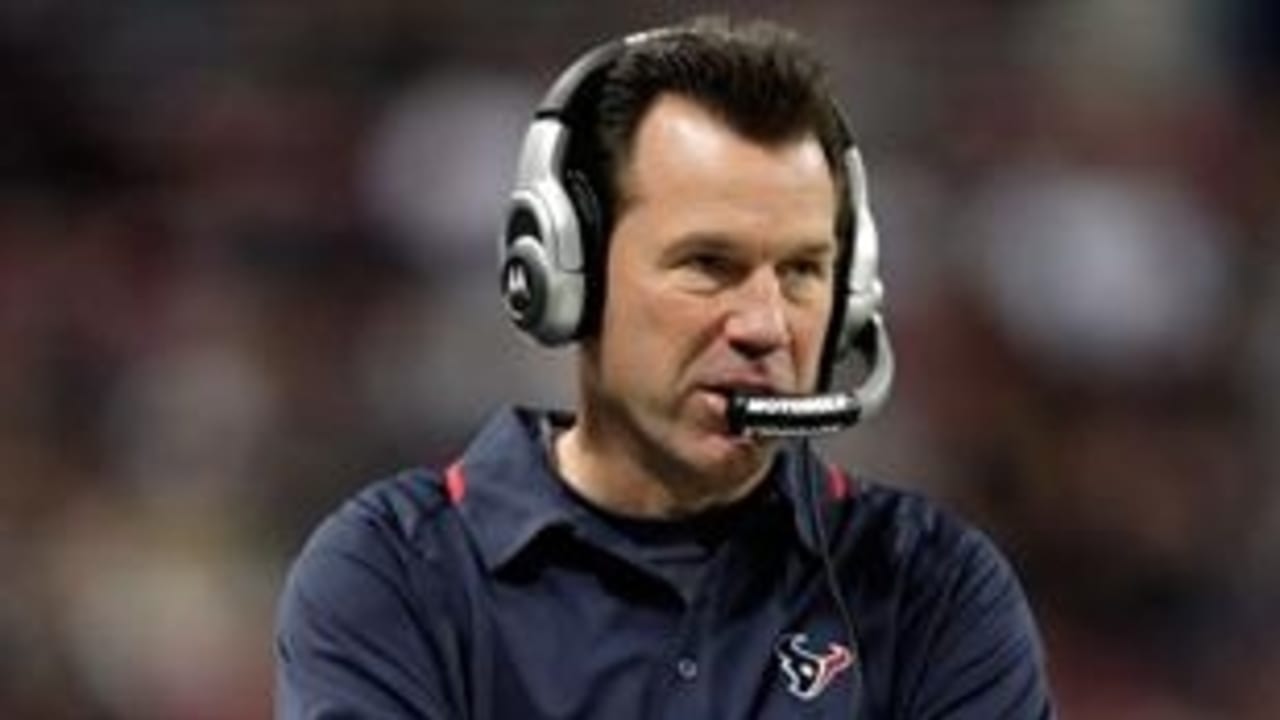 Report: Kubiak agrees to three-year deal