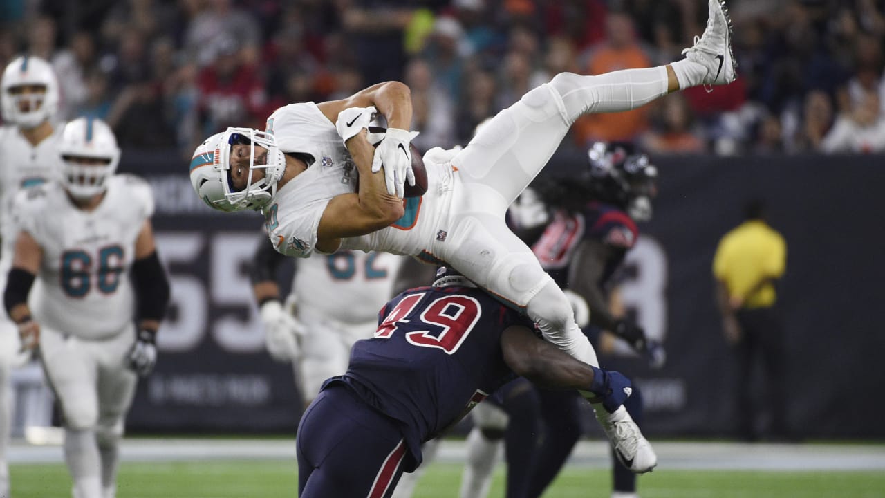 Joseph, Cunningham exit game with injuries