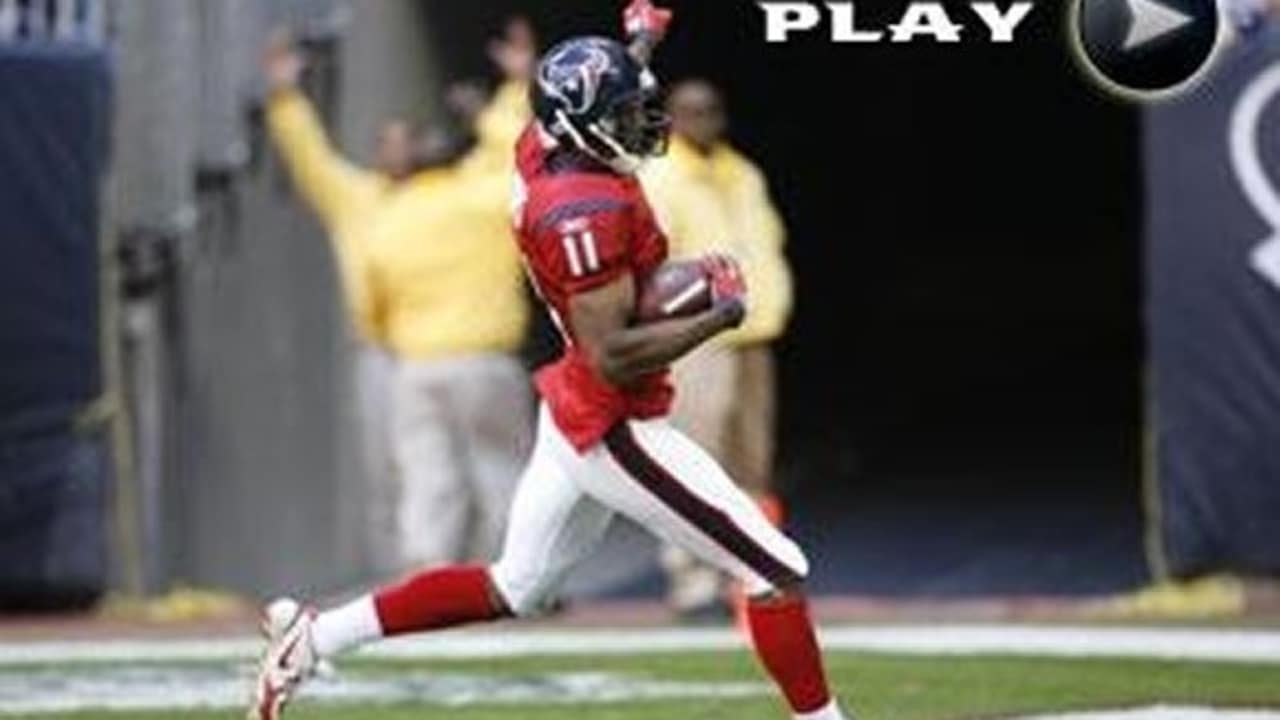 Top 25: Davis returns two kickoffs