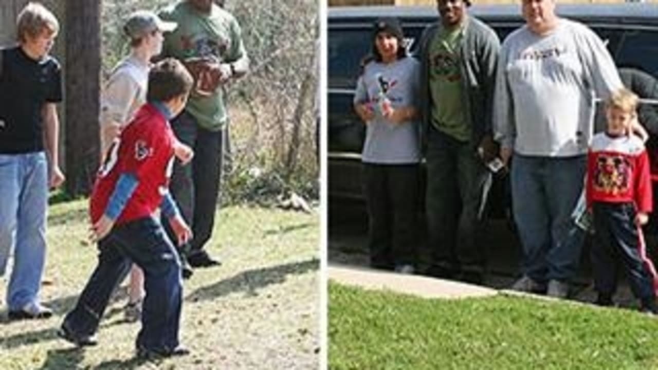 Slaton helps reward NFL Player of the Day Winner