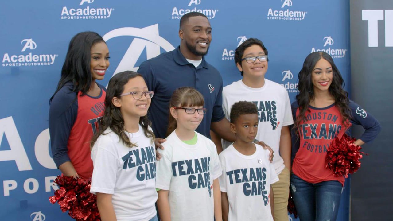 Texans Kids Triathlon Shopping Spree