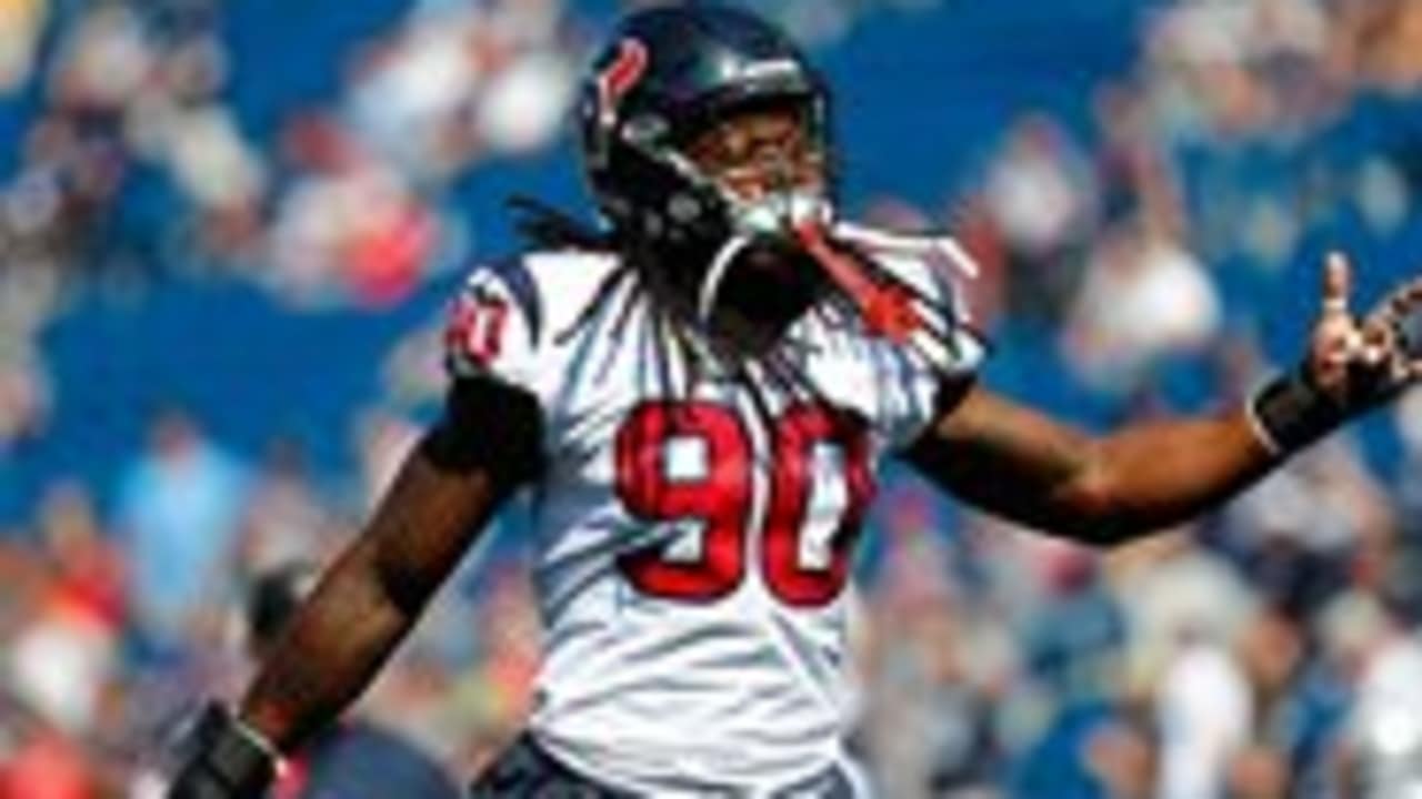 Mercilus strip-sack leads to Clowney TD