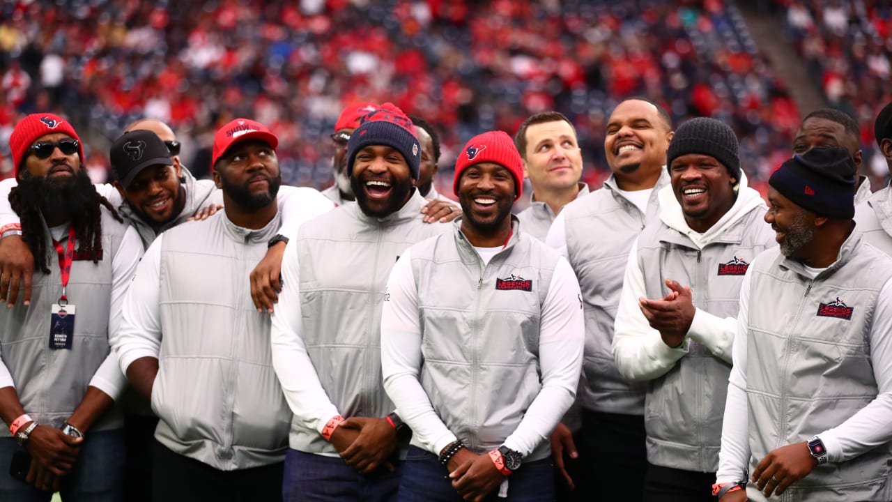 | Texans Legends back for Homecoming