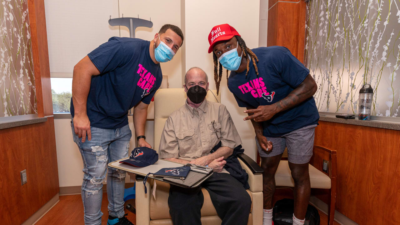 | Texans visit Houston Methodist Cancer Center