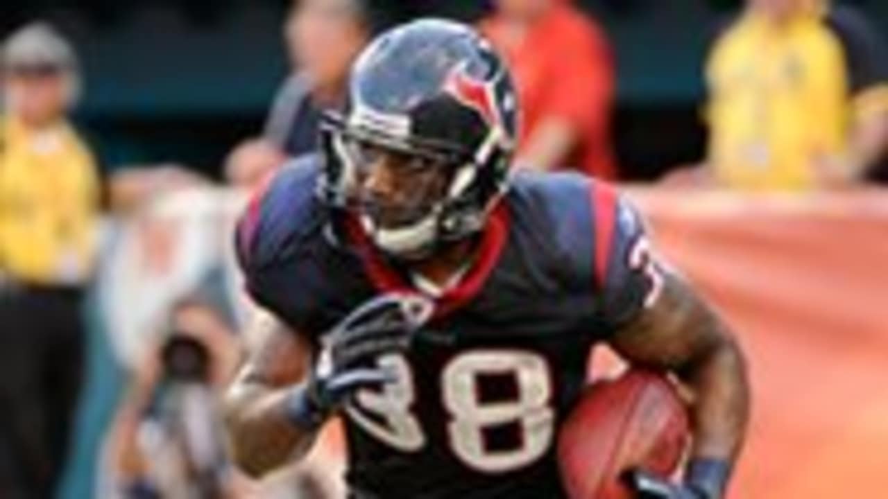 Safety 1st: Danieal Manning returns