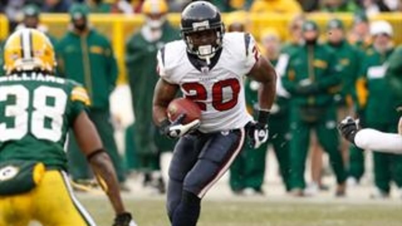 Slaton up for rookie honors again