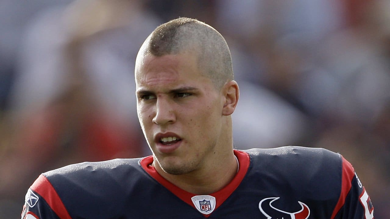 TBT: Brian Cushing's Camp Style