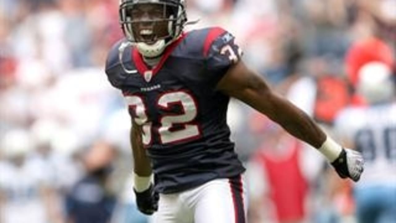 Defense dominates first-place Titans