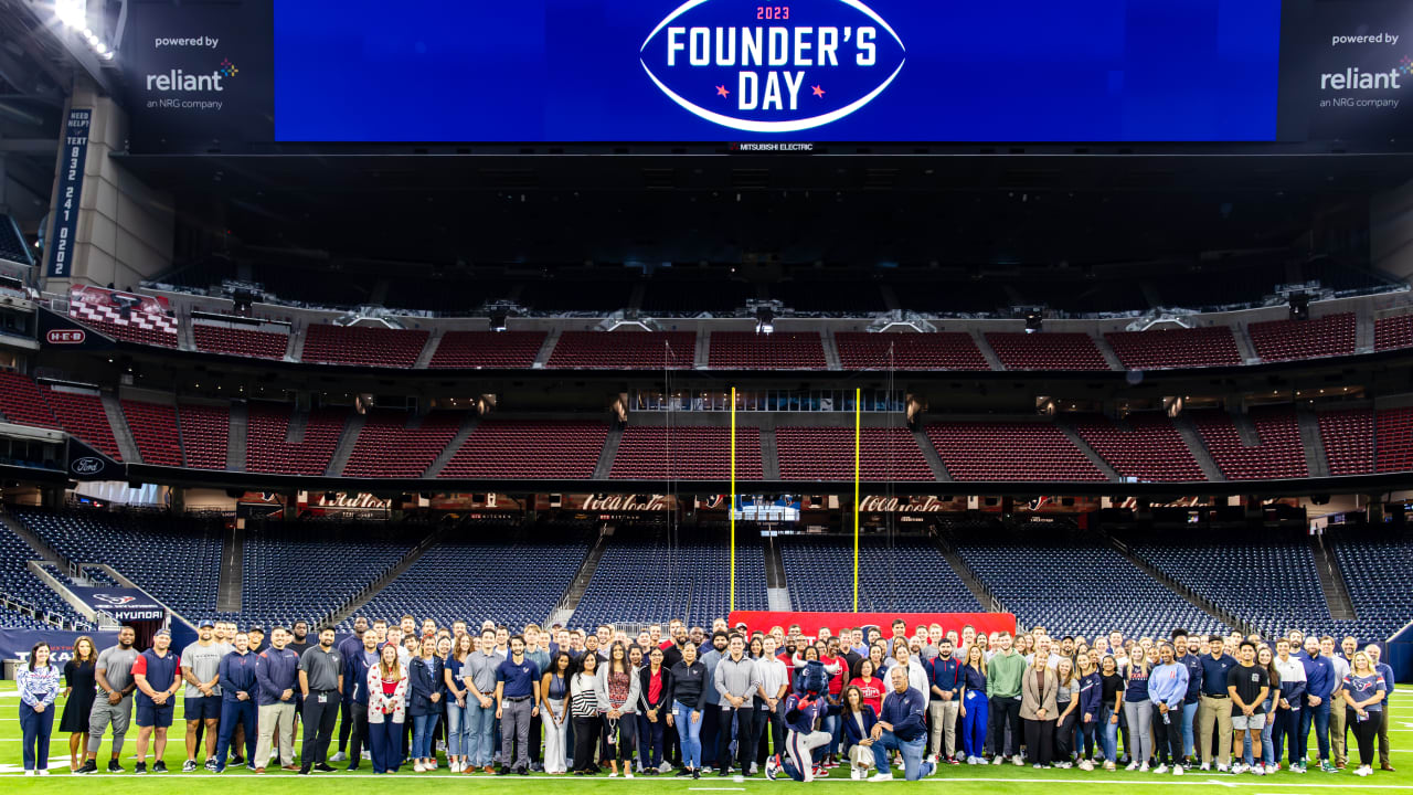 Texans staff honors 2023 Founder's Day