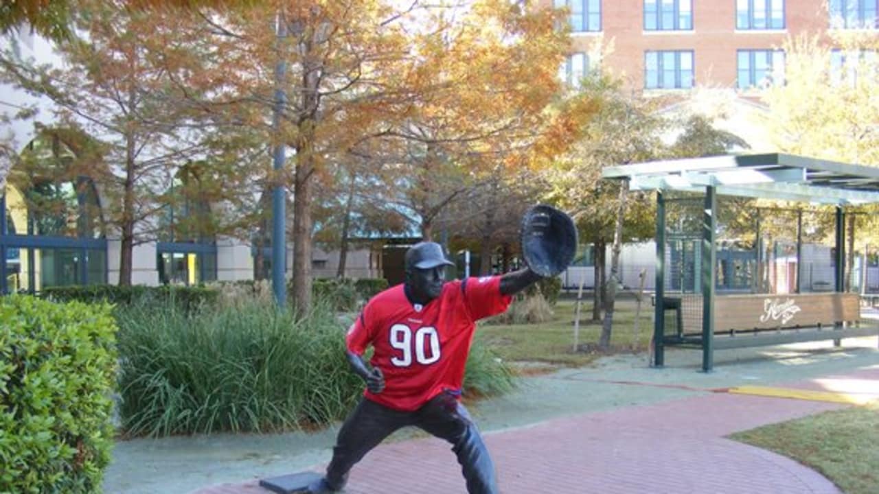 Houston has Battle Red Day fever