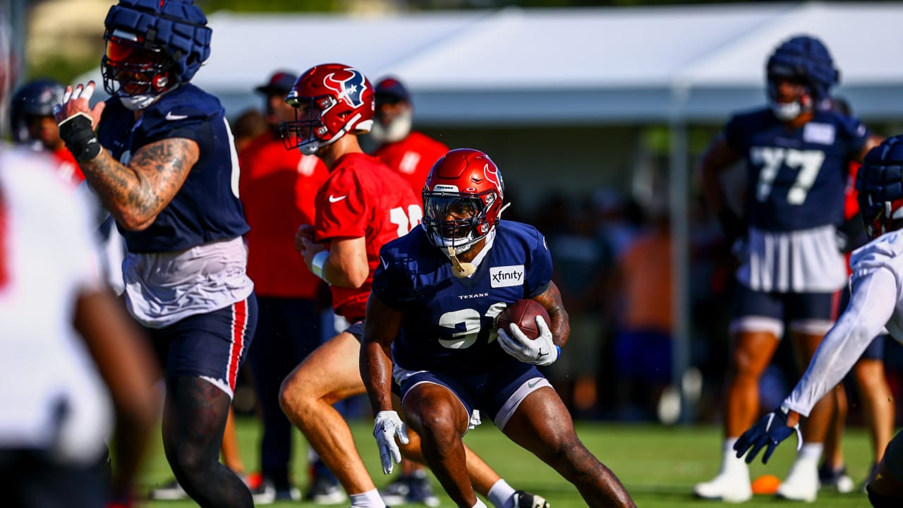 Seeing red, players returning to practice and run game expectations ...