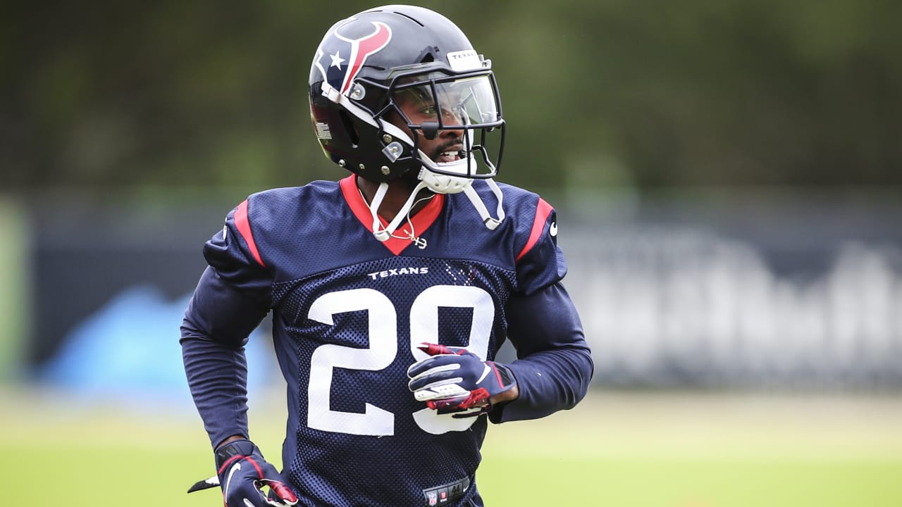 Andre Hal voted 2018 Ed Block Courage Award winner