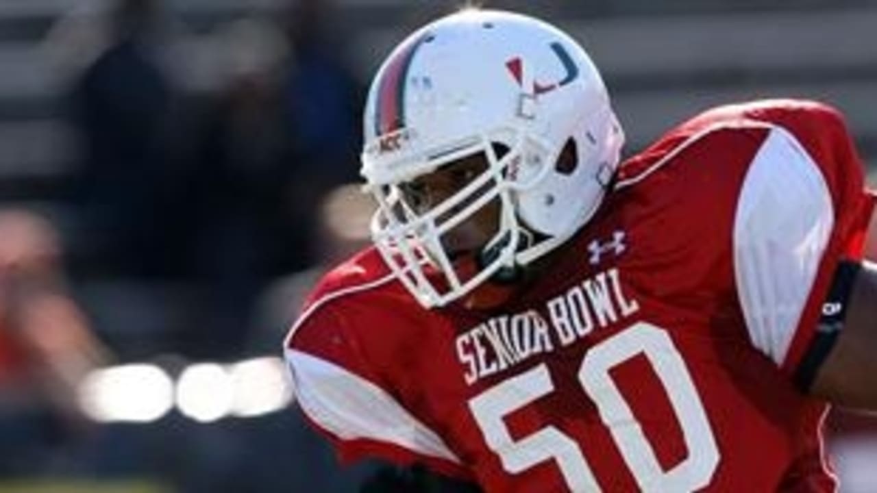 Texans add depth at LB, TE in fourth