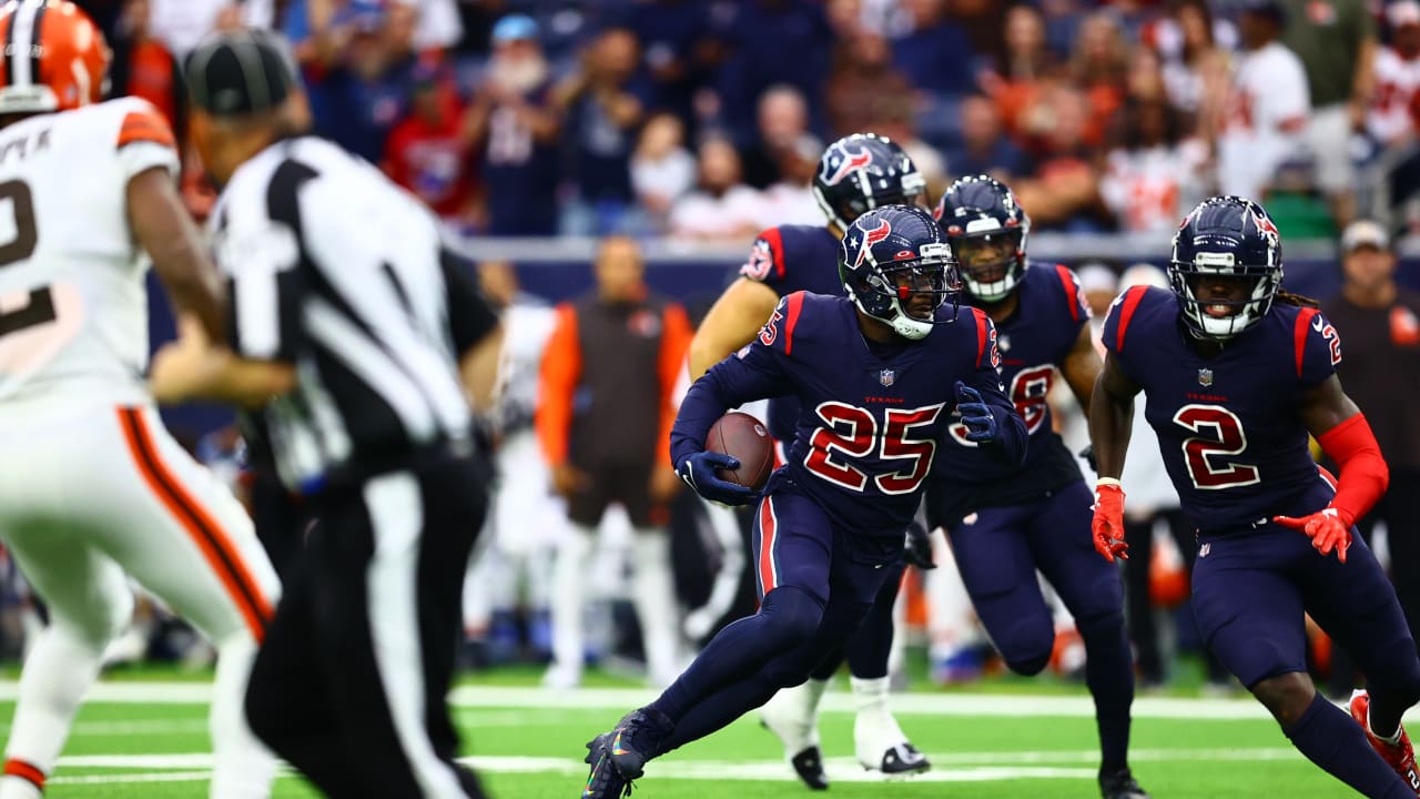 HIGHLIGHT | Texans D converts BIG takeaway vs. Cleveland Browns