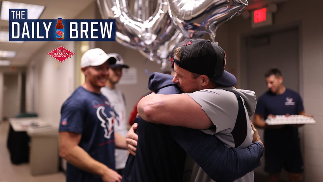 Houston Texans celebrated LS Jon Weeks ahead of his 200th game with ...