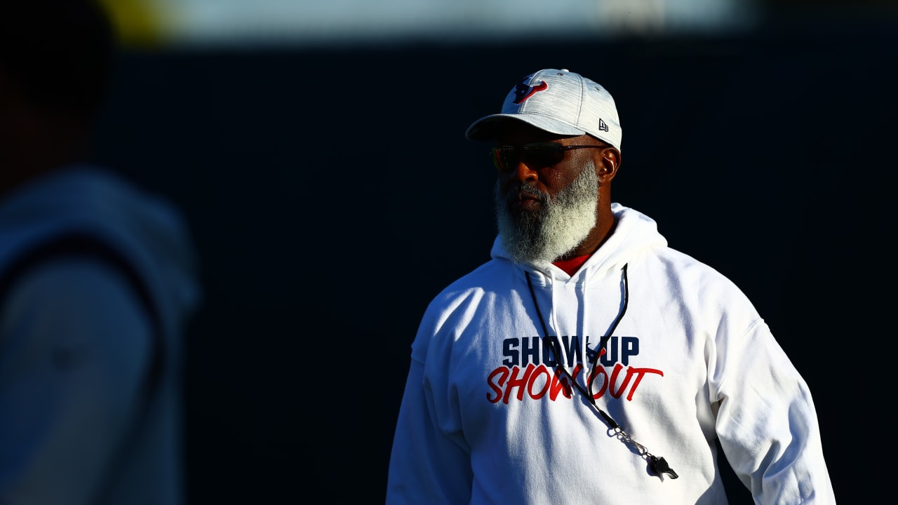 Coach Lovie's Message to Fans