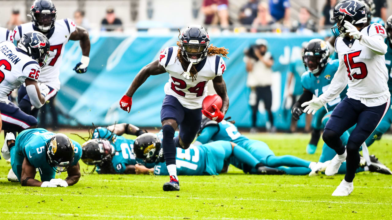 CAN'T MISS | Tremon Smith 98-YARD KICKOFF RETURN TD