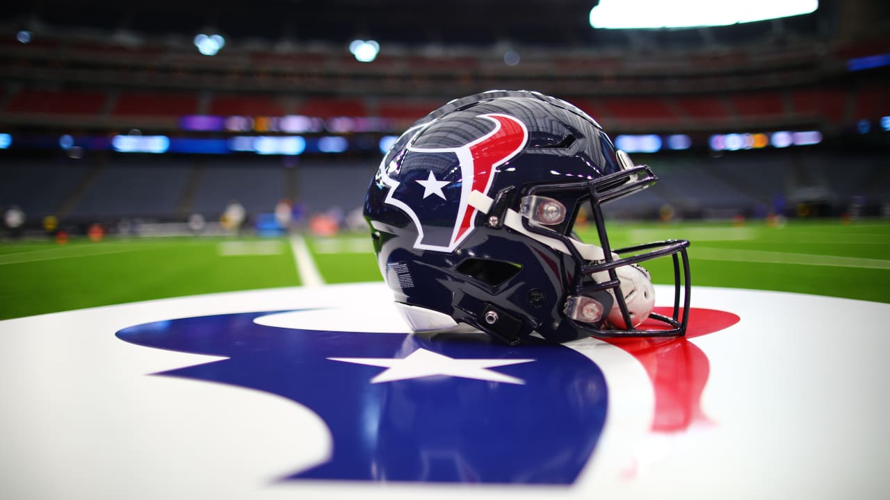 The Houston Texans made two roster moves.