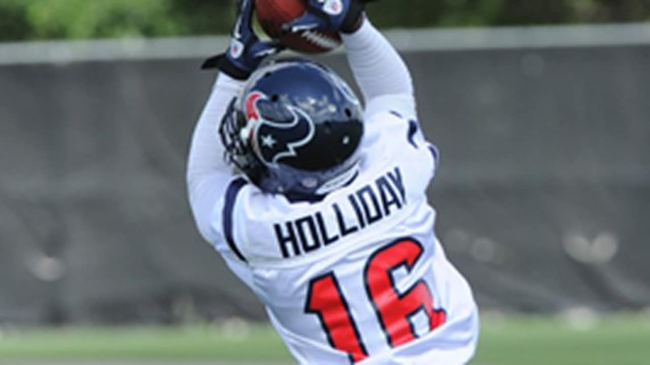Texans Daily: Position battles remain fierce