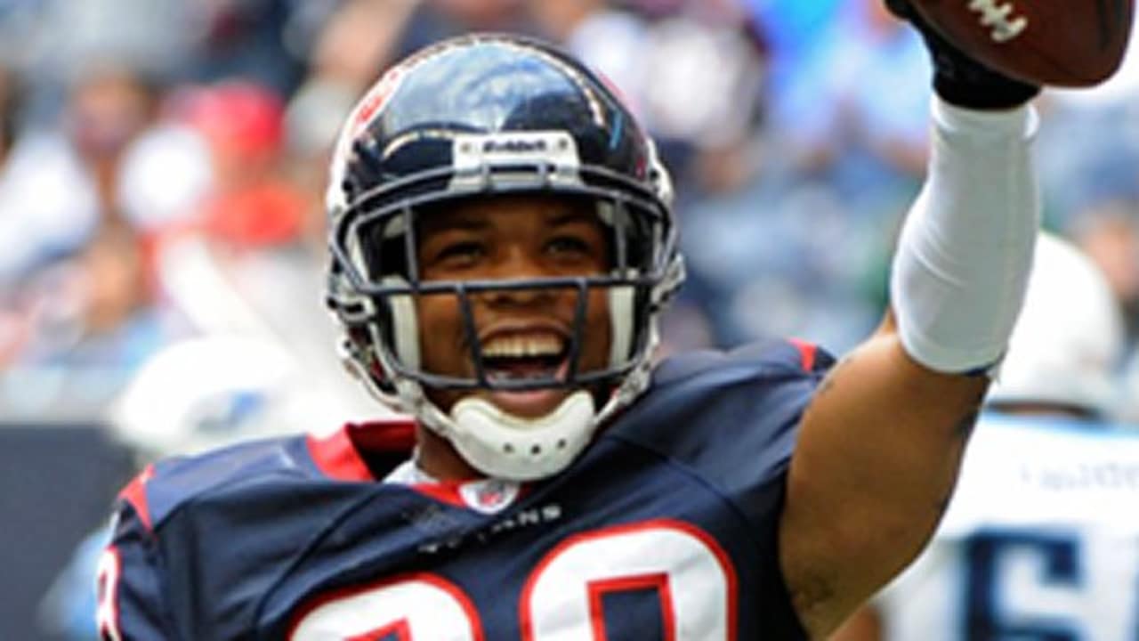 Quin gets second pick