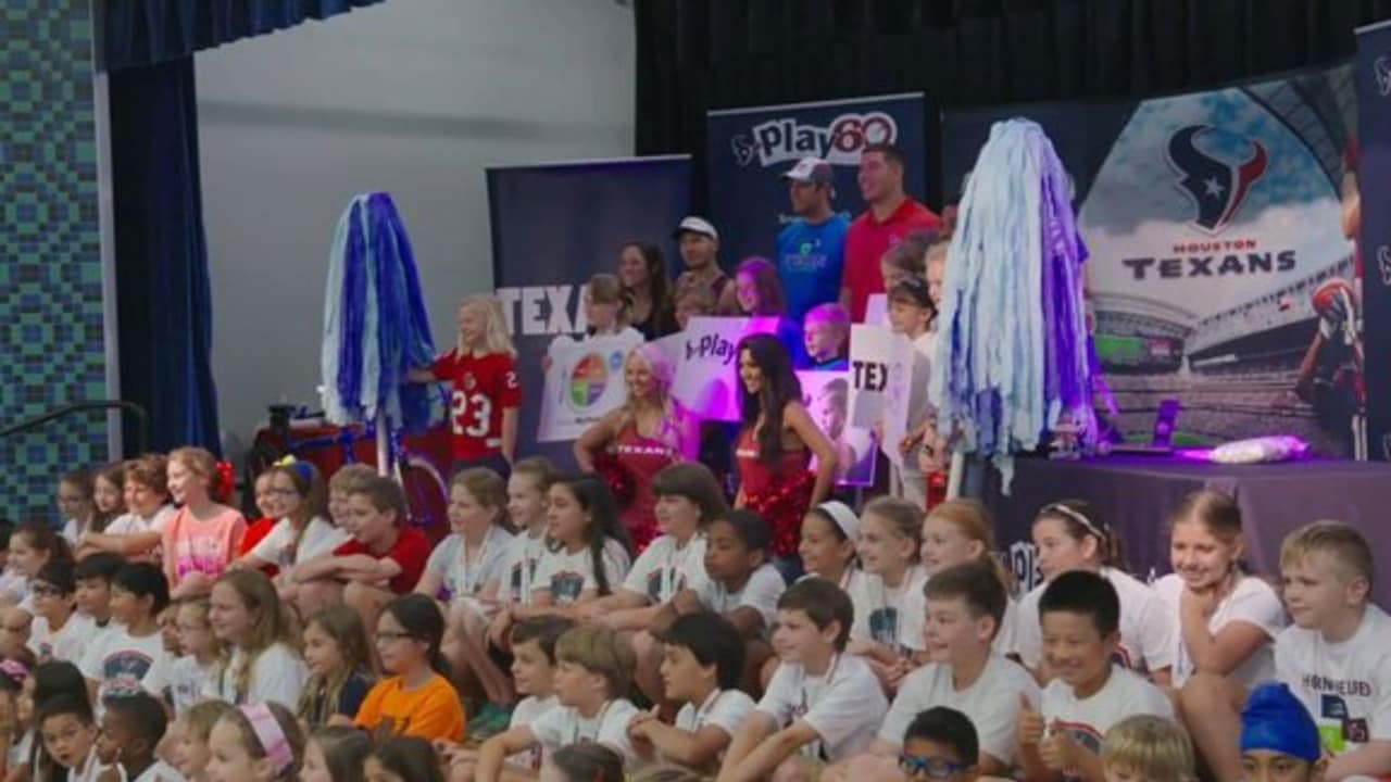 Texans Visit Horn Elementary