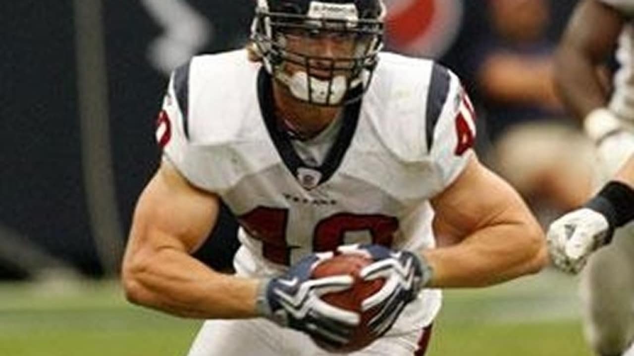 Davis, Reeves are game-time decisions