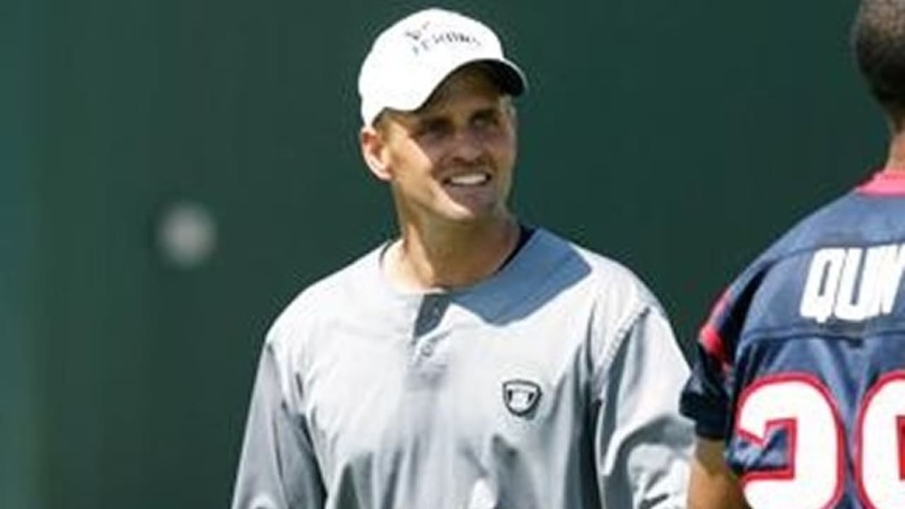 Gibbs looking for a few good men