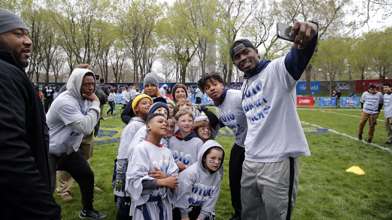 NFL Play 60 in Draft Town