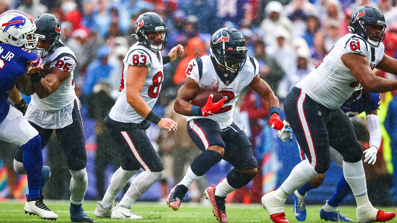 HIGHLIGHT | Mark Ingram II rumbles for 12-yard gain