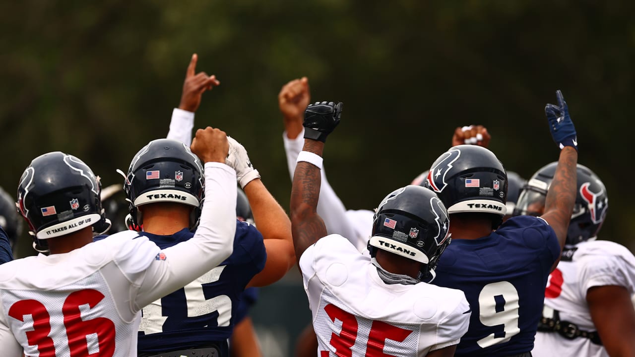 Houston Texans GM Nick Caserio and players spoke to the media.