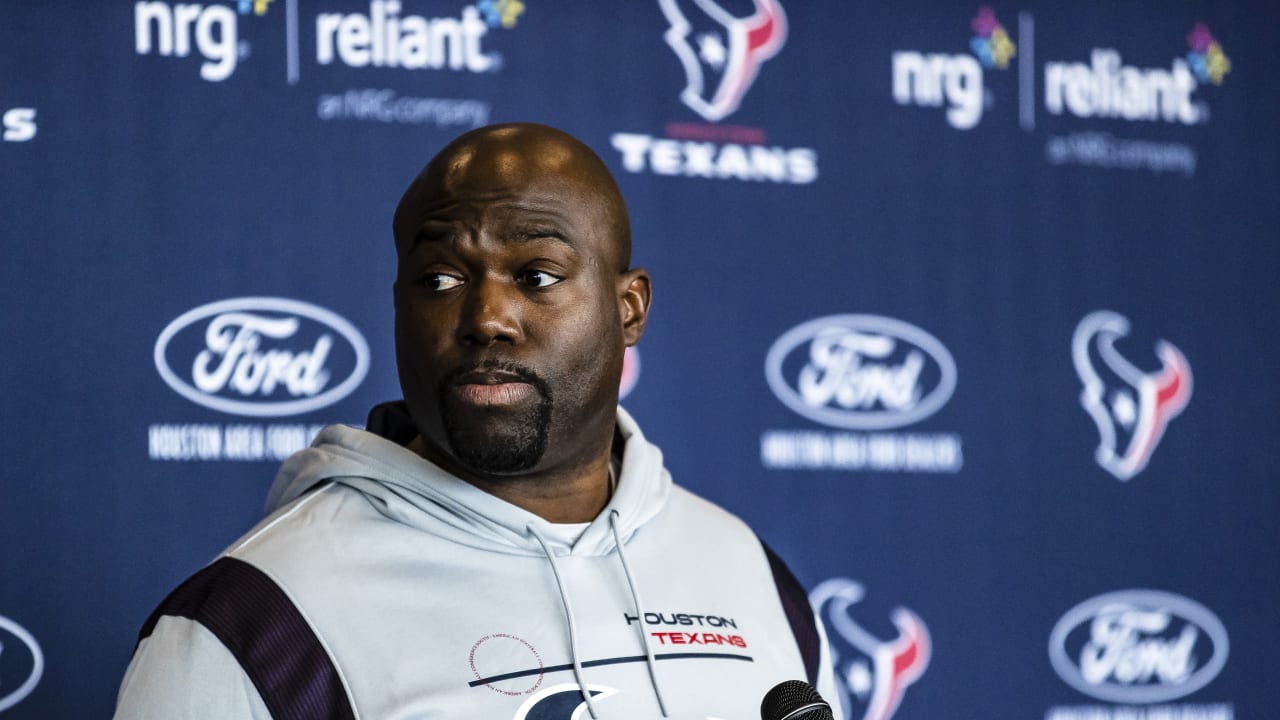 Defensive Line Coach Jacques Cesaire | Press Conference (2-22-2022)