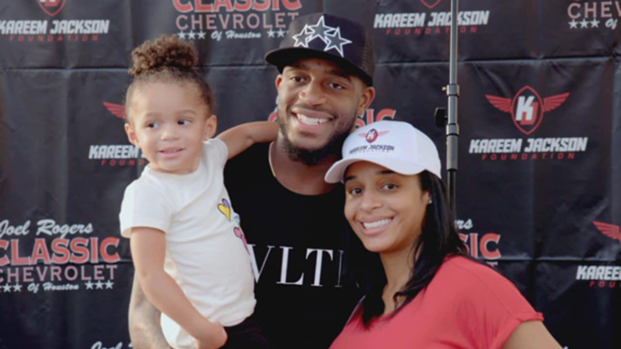 Kareem Jackson hosts fundraiser at Top Golf