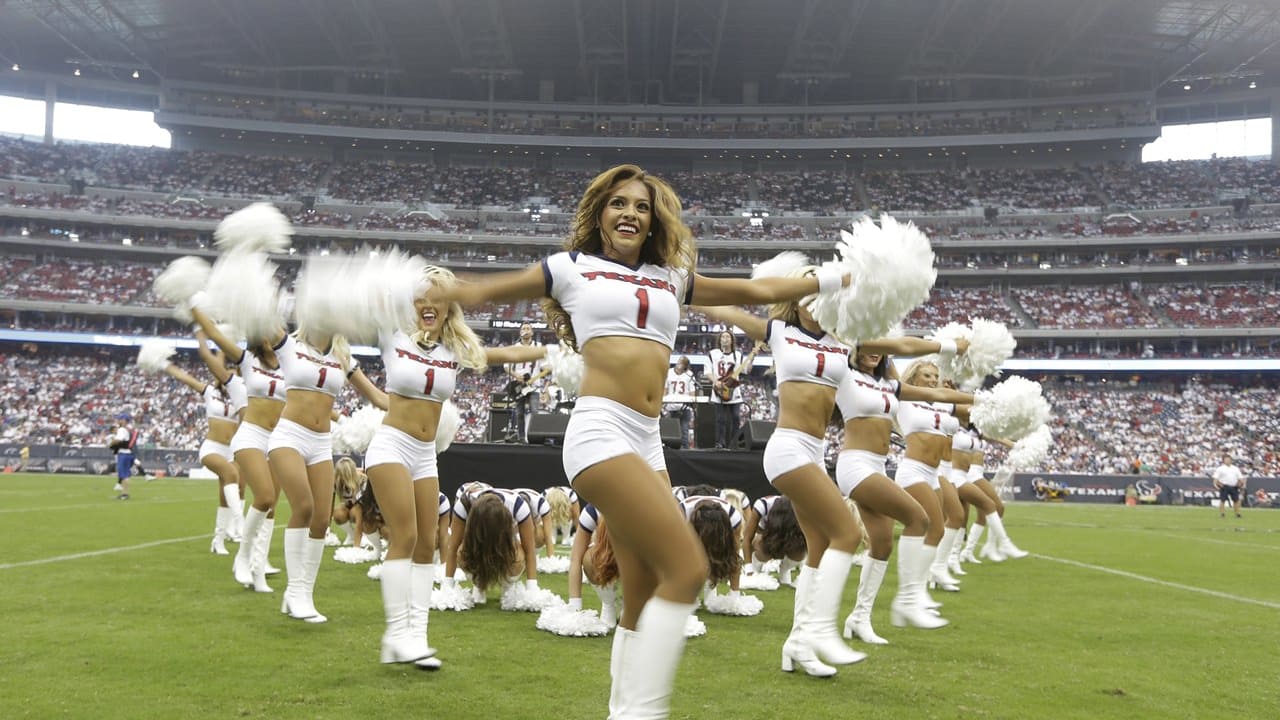 2015 Pro Bowl Selection: Liz