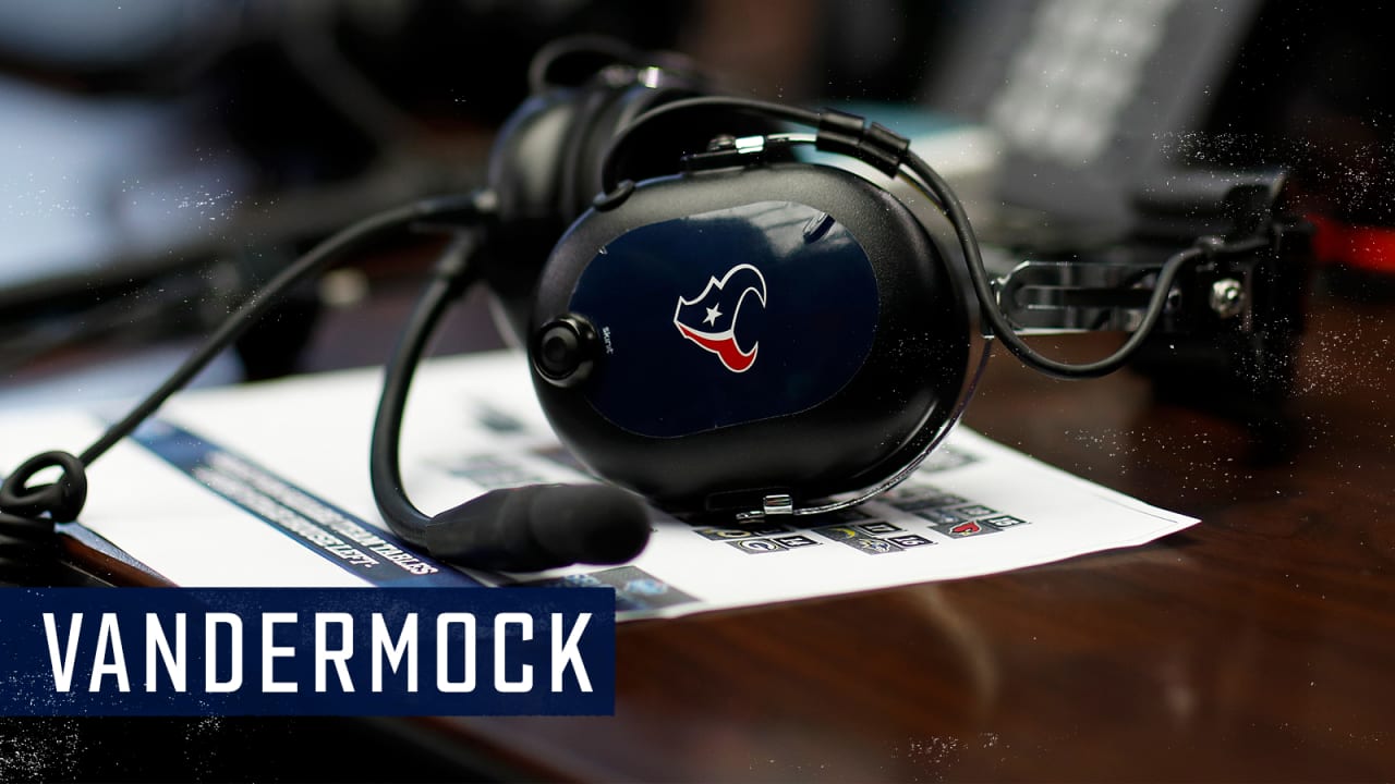 Voice of the Texans Marc Vandermeer does his first mock draft of the ...