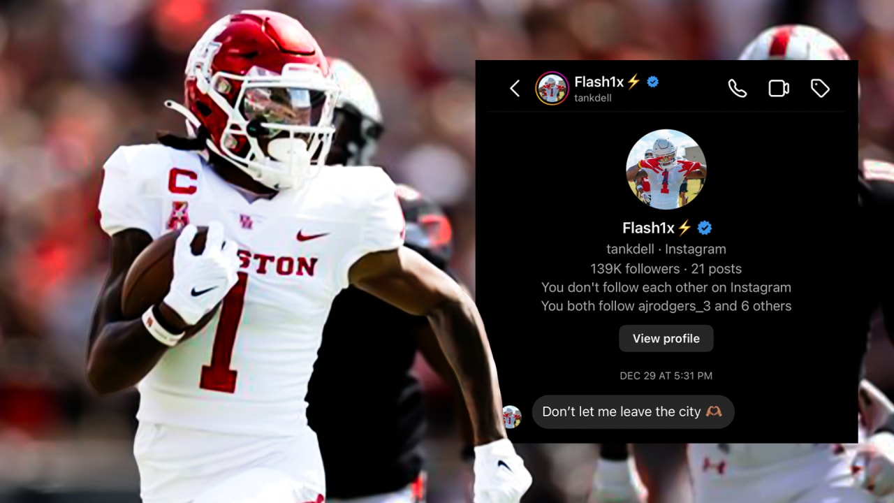 "Don't let me leave the city﫶 ," WR said in DM to Houston Texans