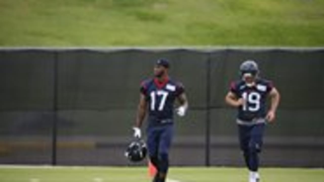 Labhart, second-year players looking good in minicamp