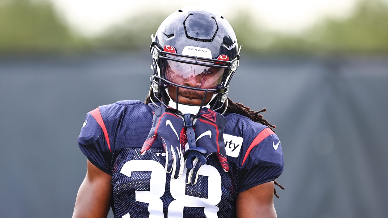 RB Buddy Howell went 1-on-1 with Drew Dougherty of Texans TV. The two ...