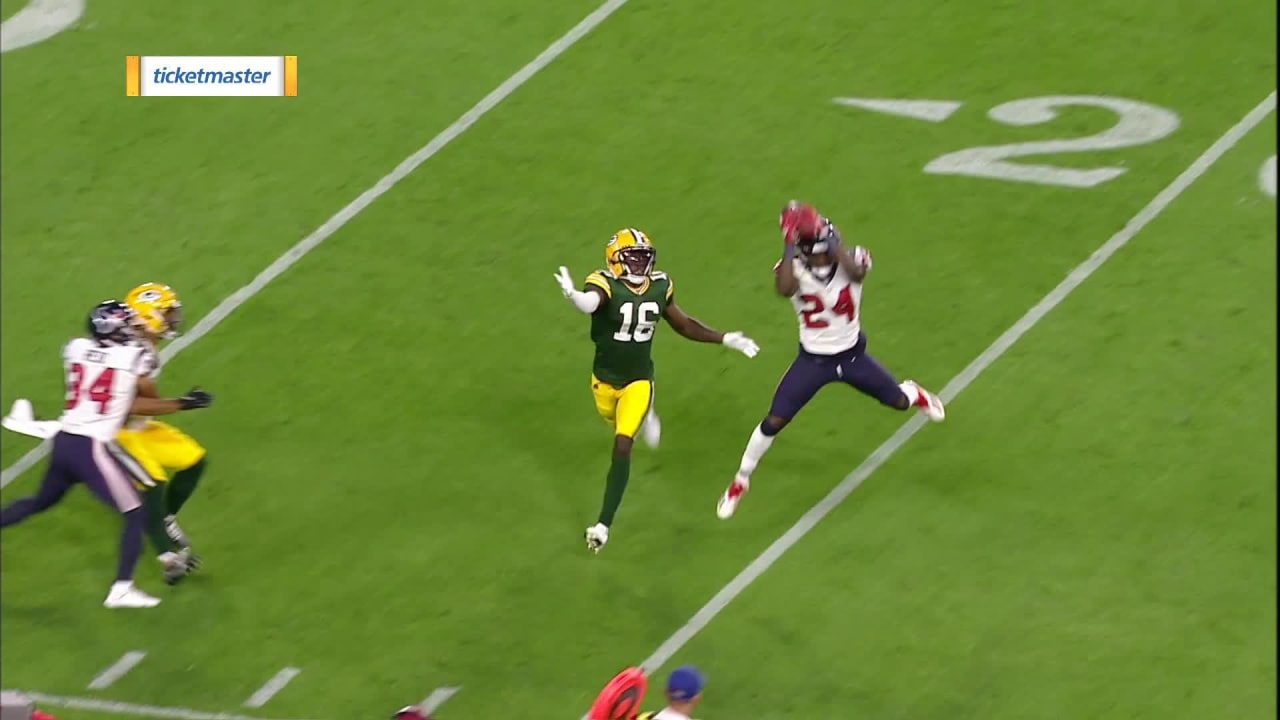 HIGHLIGHT | DB Tremon Smith late-game INT