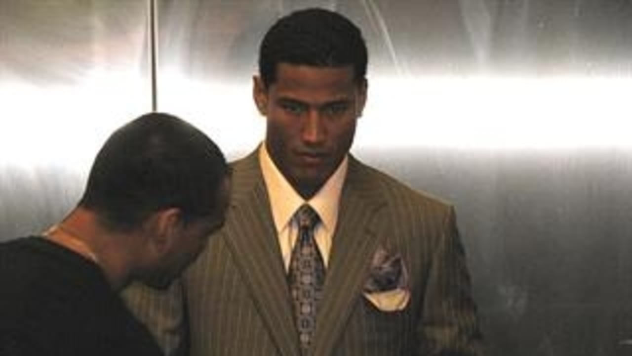 Demps poses for men's magazine