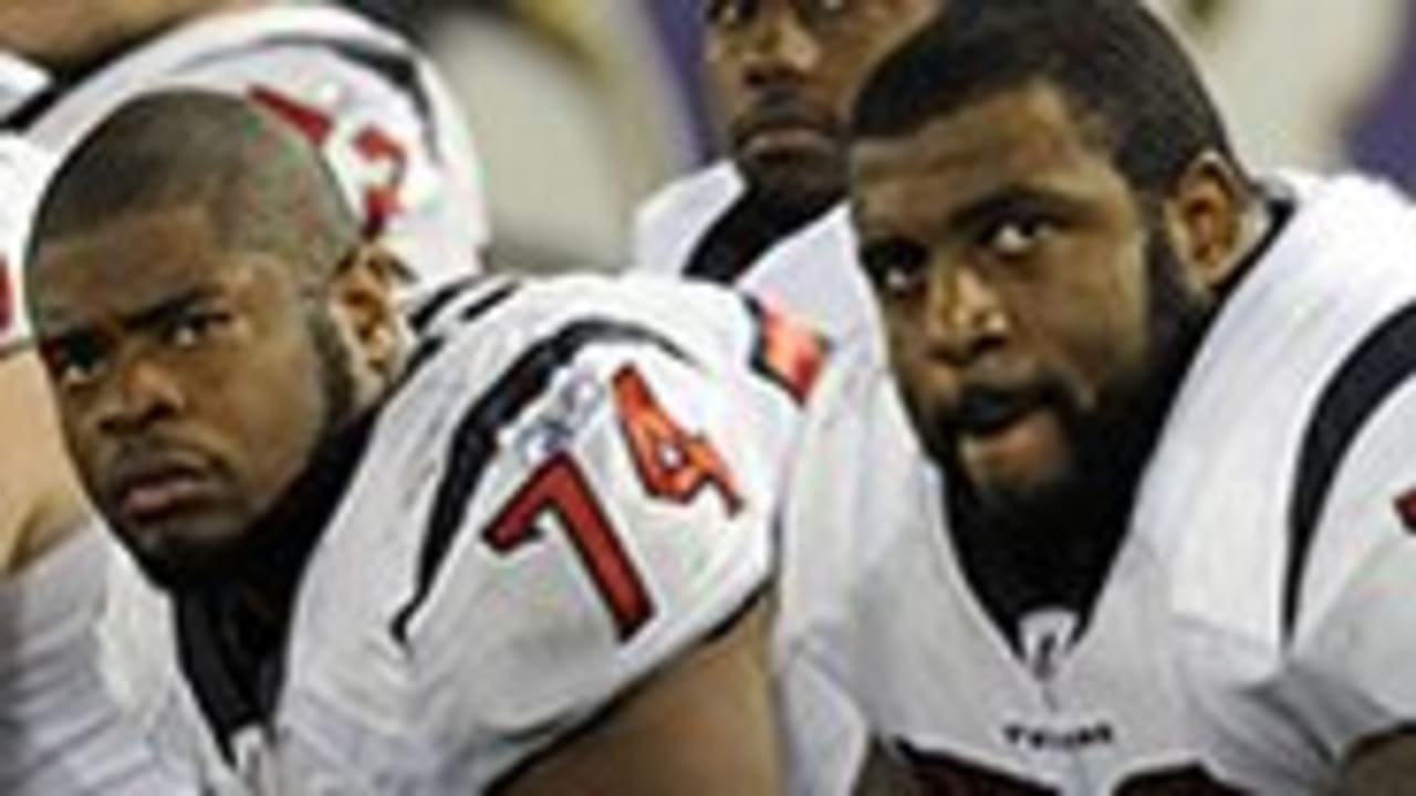 Duane Brown day-to-day, Wade Smith's status