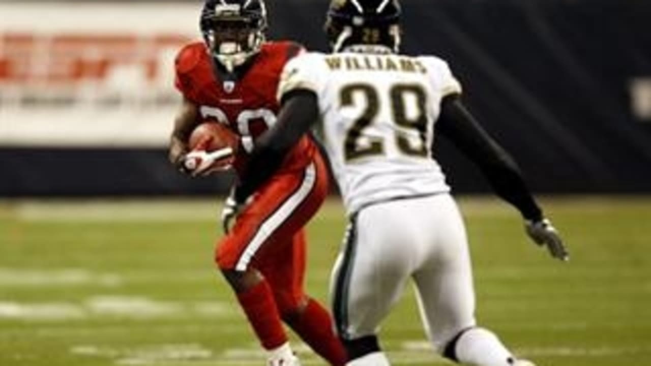 Slaton puts on a show