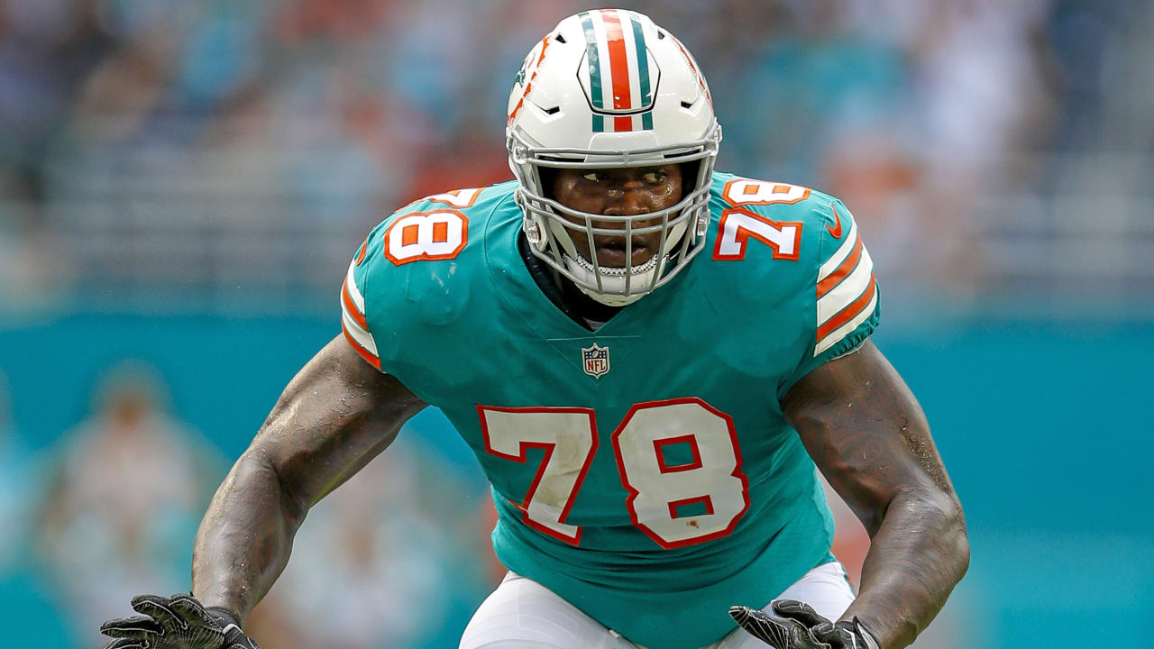 Texans acquire LT Tunsil, WR Stills, OLB Mingo and OLB Martin