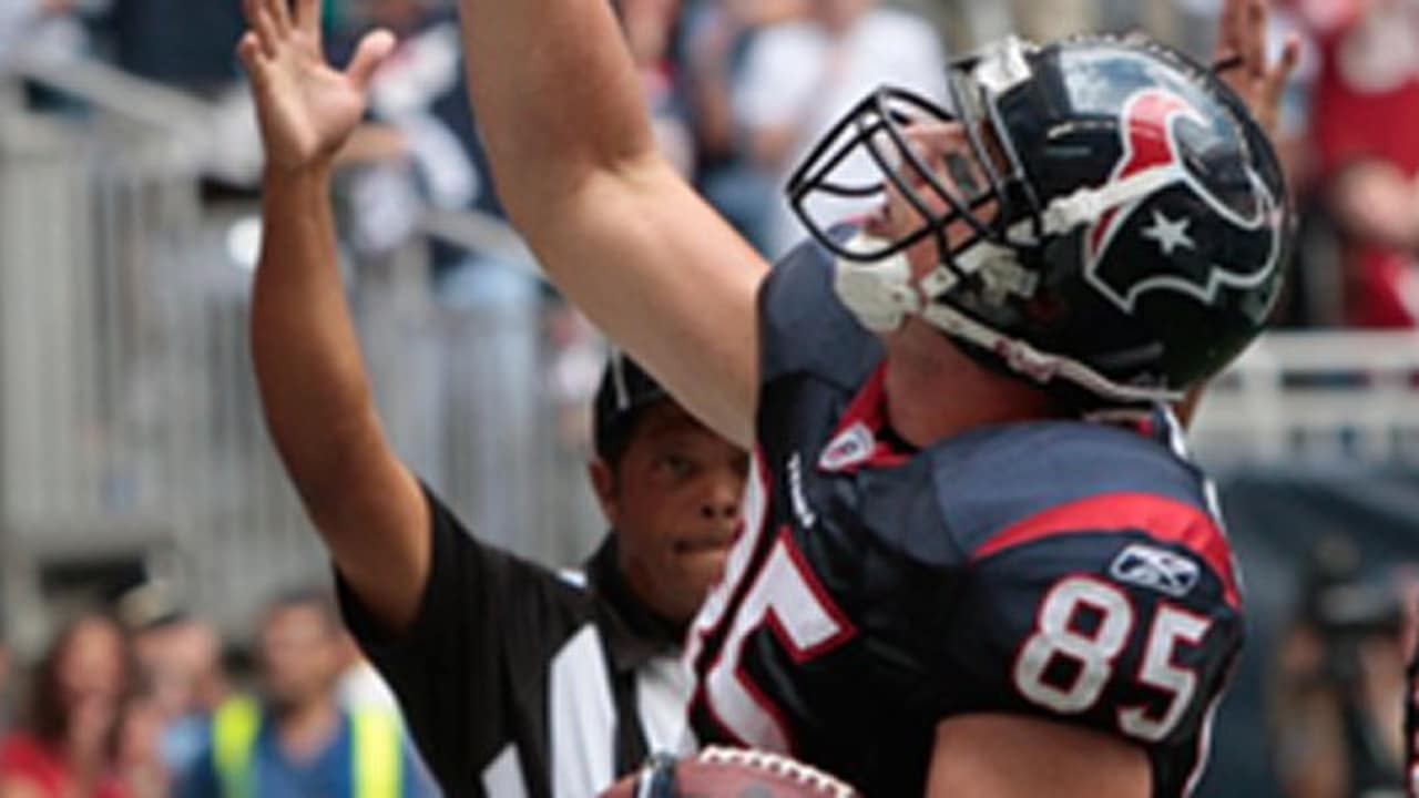 Dreessen wins Community Player of Month