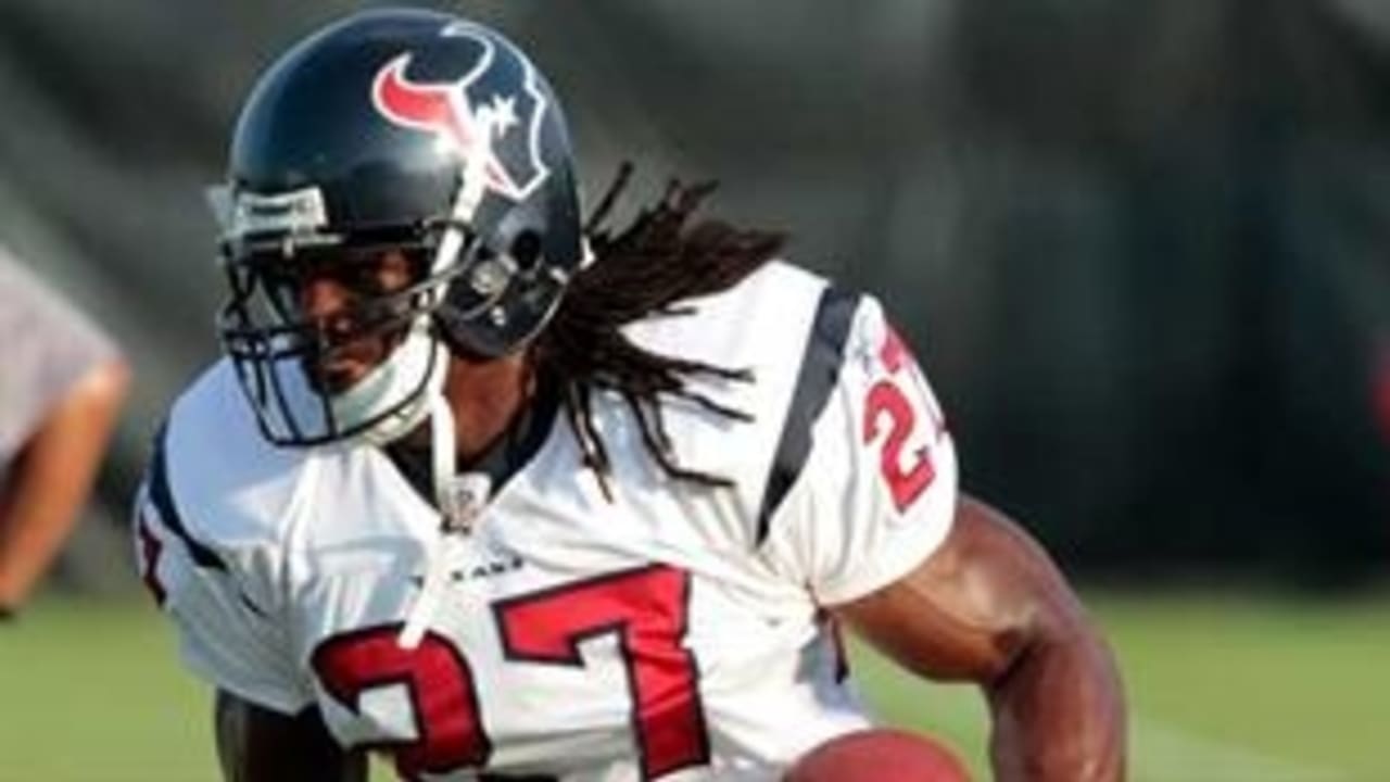 10 Questions: RB Chris Henry