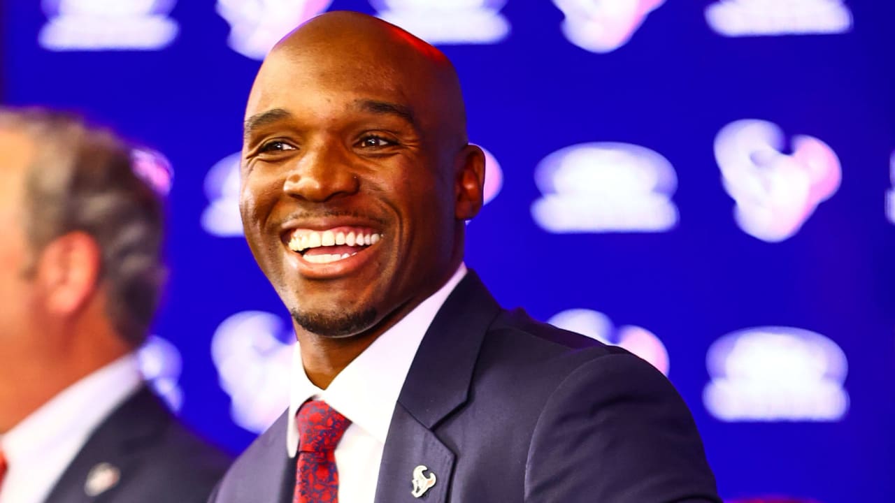 Houston Texans Head Coach DeMeco Ryans didn't say yet who he'll hire as ...