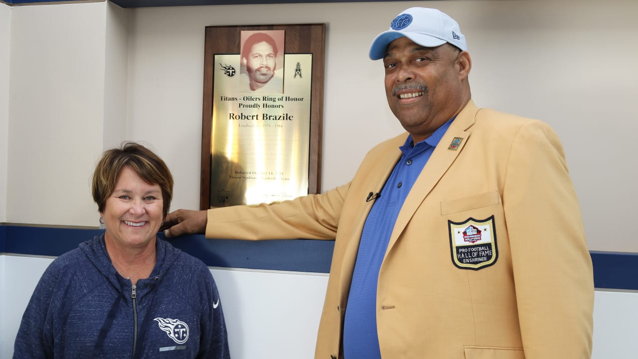 Titans Welcome Back Hall of Famer Robert Brazile