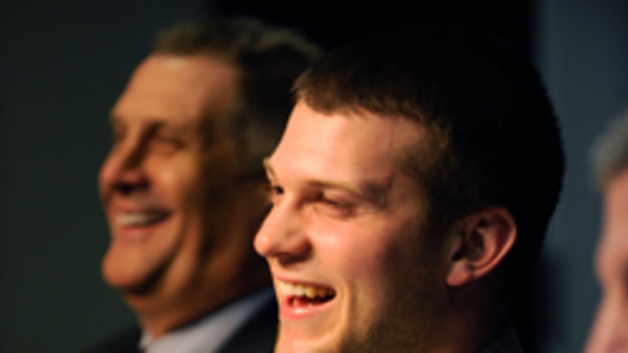 New Titans QB Jake Locker all Smiles in Tennessee